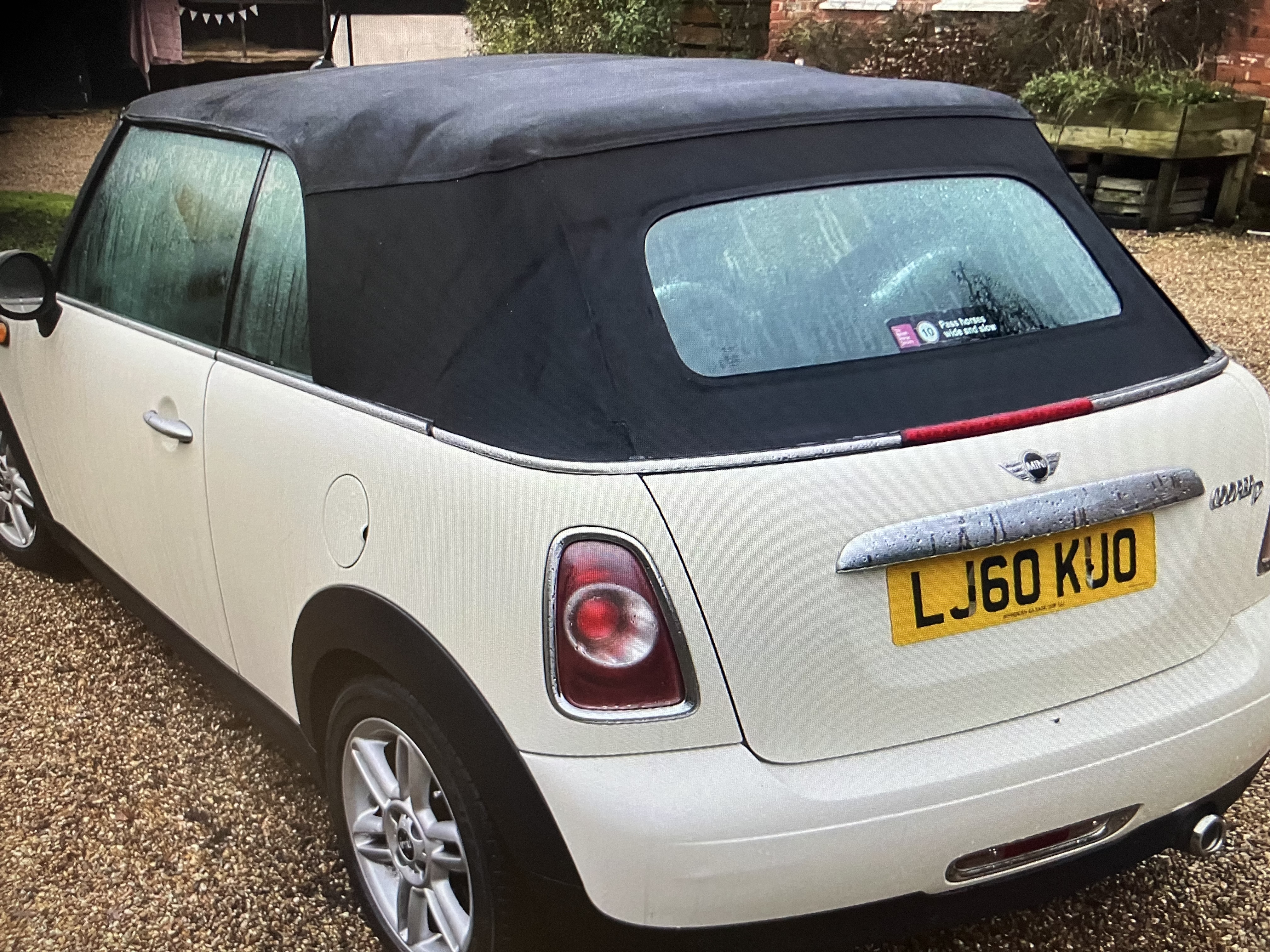 LJ60KUO Mini Convertible Cooper D (Chili Pack) • Signature MINI Specialists